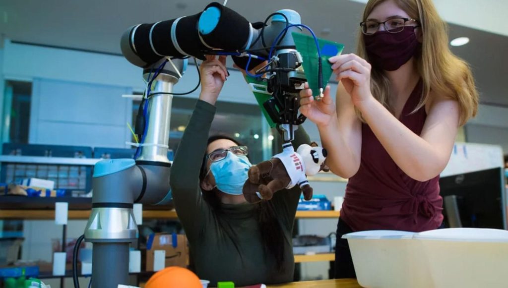 AI & Health Summer High School Bootcamp – MIT Jameel Clinic